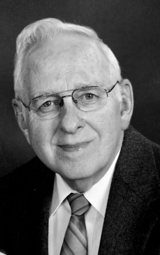 Russell D. Anderson, 91 | News, Sports, Jobs - Faribault County Register